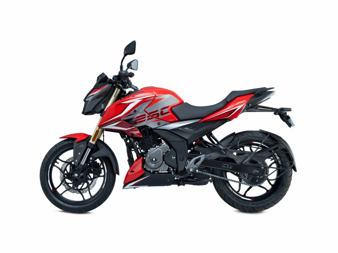 Bajaj-Pulsar-N250-Red-01 - GaadiKey