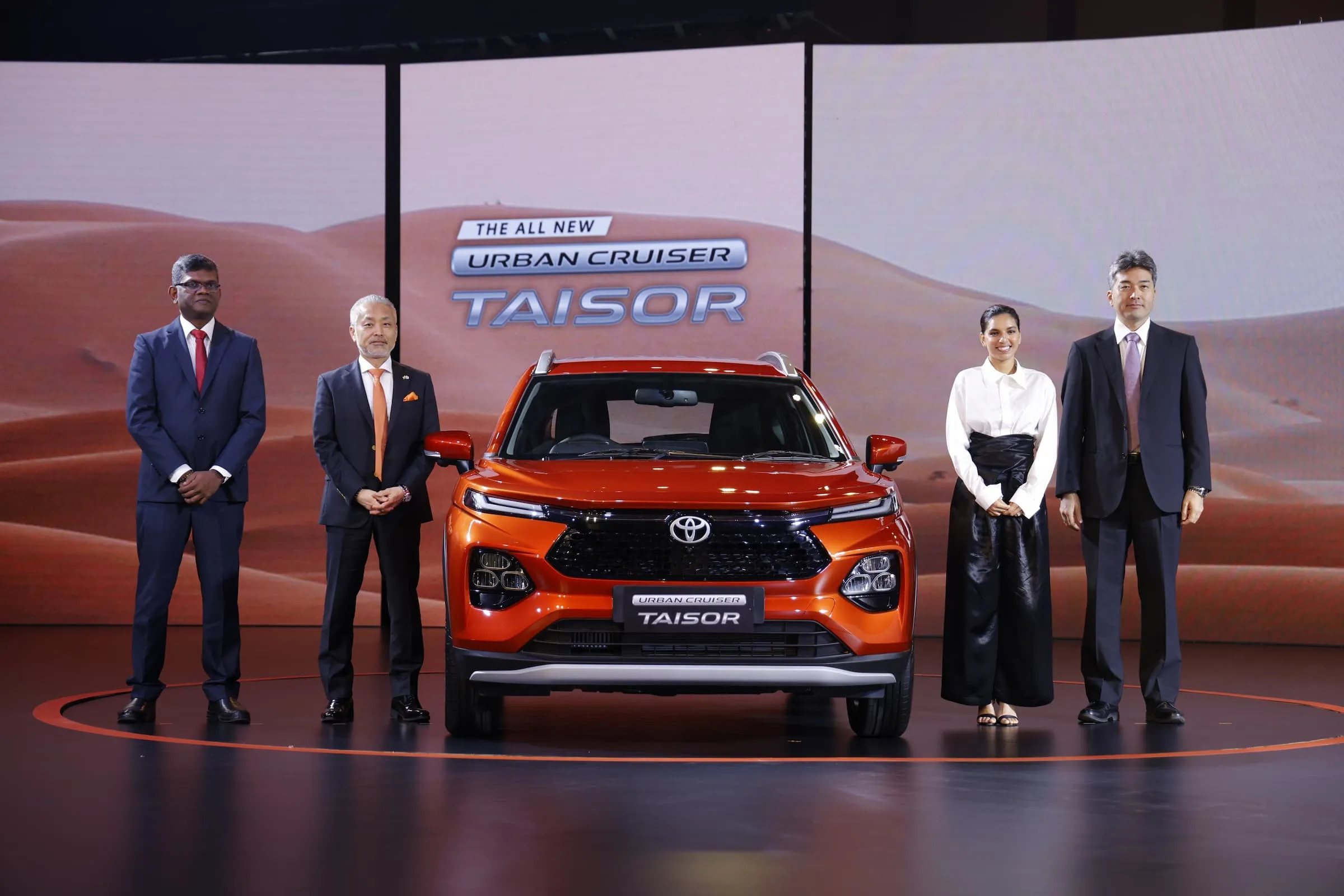 Toyota India sells 27,324 units in April 2025 - GaadiKey