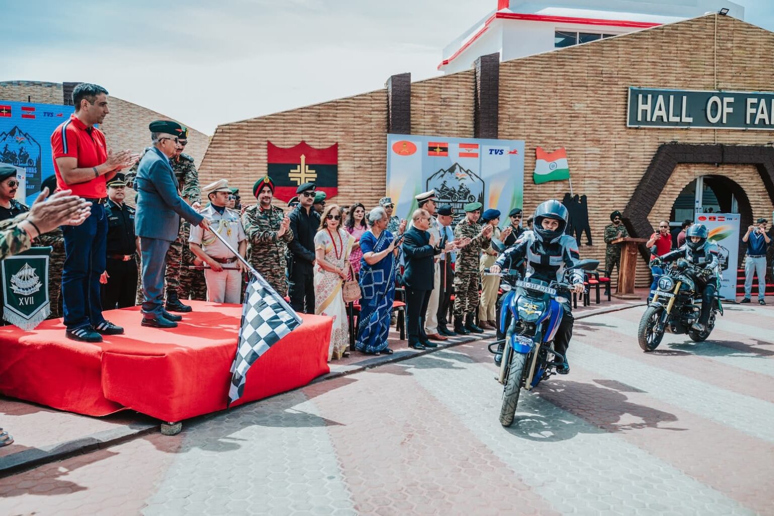 Indian Army launches Women Bike Rally on TVS Apache, Ronin - GaadiKey
