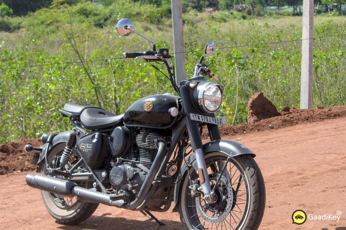2025 Royal Enfield Goan Classic 350 Review: High on Handlebars - GaadiKey