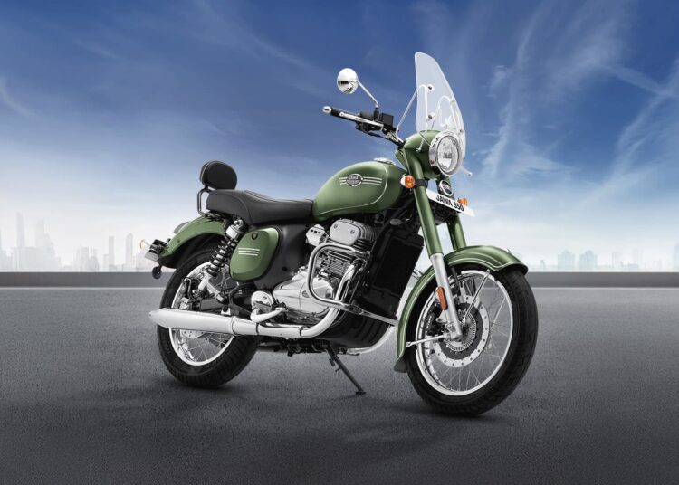 New JAWA Motorcycle Engine Unveiled - 300cc Engine 27 bhp - GaadiKey