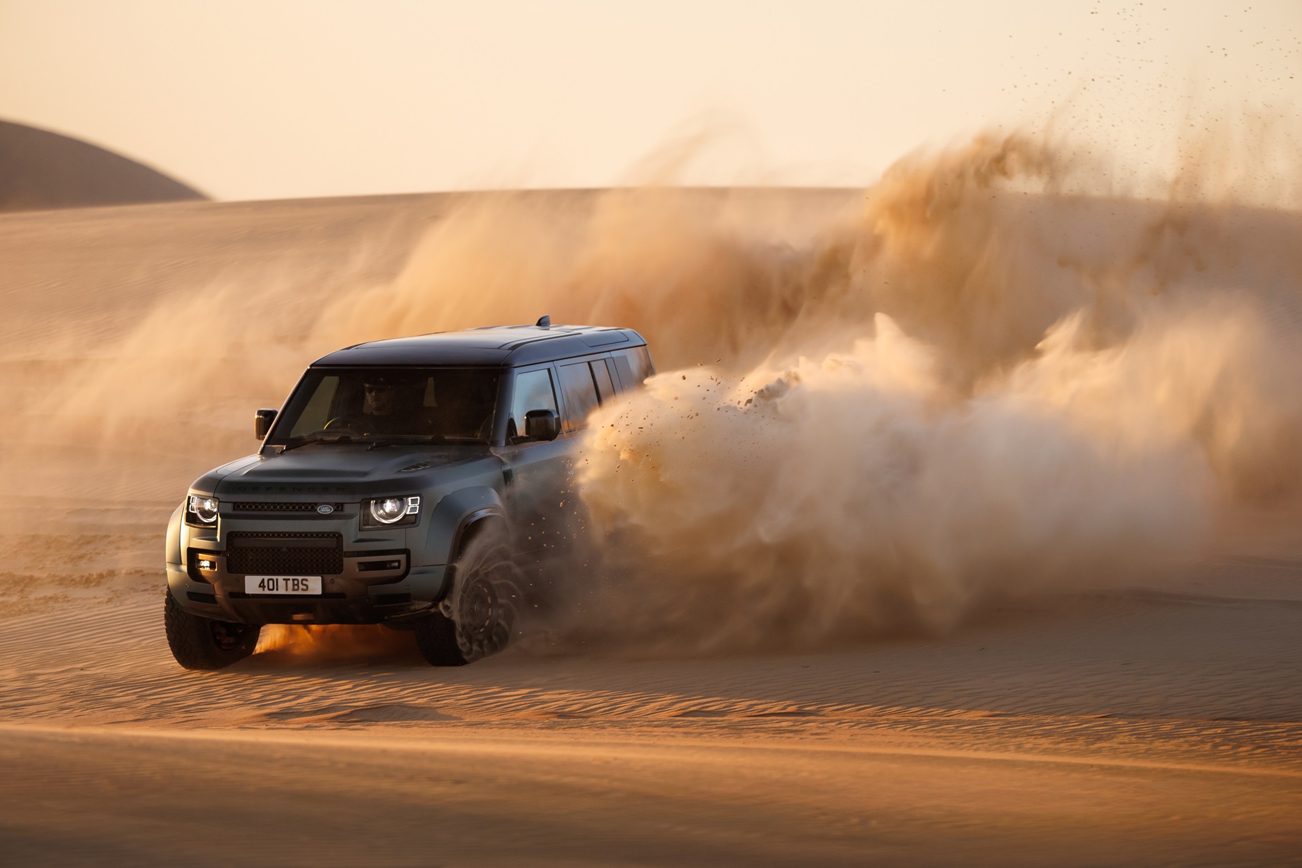 Defender OCTA launched in India at Rs 2.59 Crore - 635HP Luxury Off-Road Beast - GaadiKey