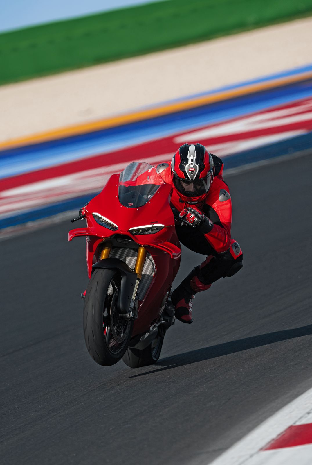 New 2025 Ducati Panigale V4 launched in India at Rs 29.99 lakhs - GaadiKey