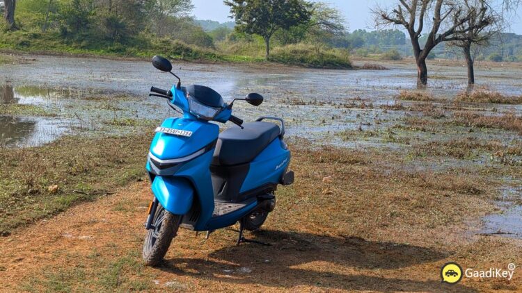 2025 TVS Jupiter Review (Dawn Blue Matte) Photos, Colors, Variants ...