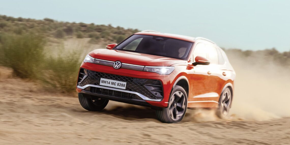 Volkswagen Tiguan R-Line Priced at Rs 48.99 lakhs (7-Speed DSG) - GaadiKey