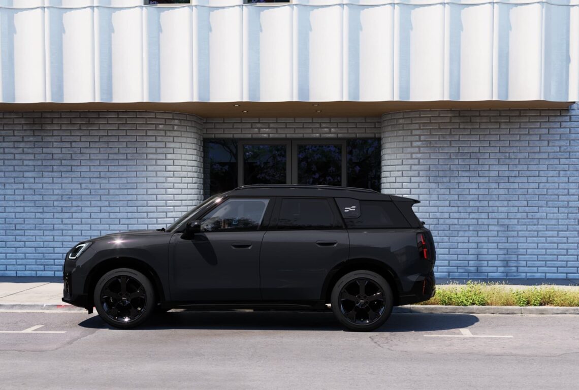 MINI Countryman E JCW Pack Launched in India at Rs 62L - GaadiKey