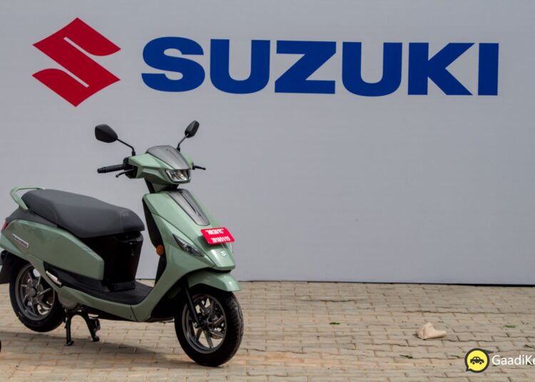 2025 Suzuki Access Colors: Green, Blue, Black, White, Beige - GaadiKey