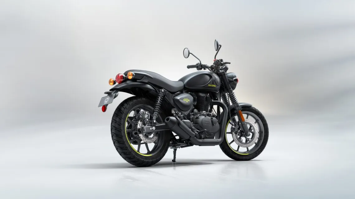 2025 Royal Enfield Hunter 350 in New Graphite Grey Color launched ...