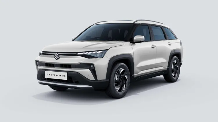 Maruti Victoris Colors: Blue, White, Silver, Red, Green, Black - GaadiKey