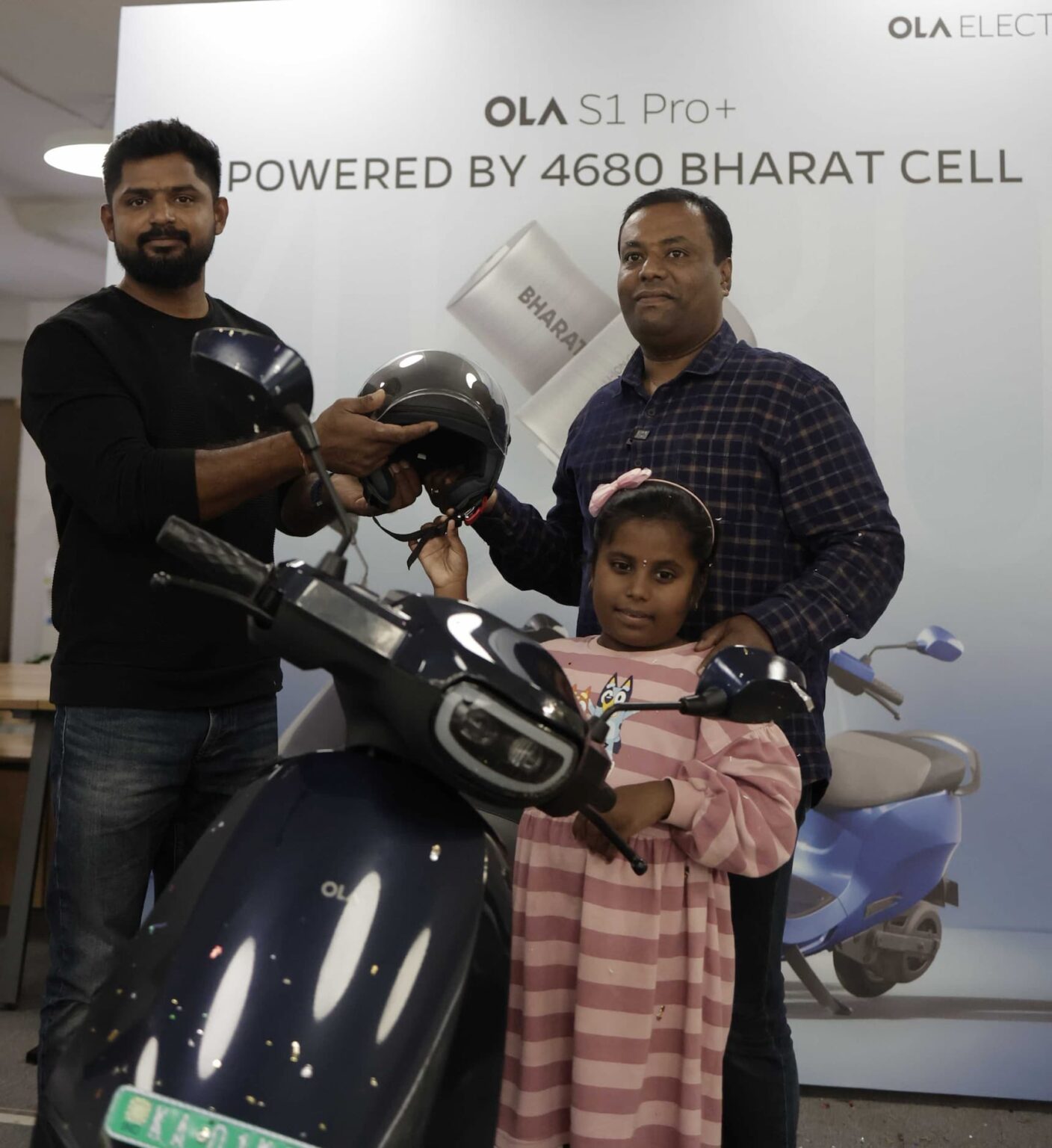 Ola S1 Pro+ (5.2kWh) Deliveries Begin: First EV with 4680 Bharat Cell ...