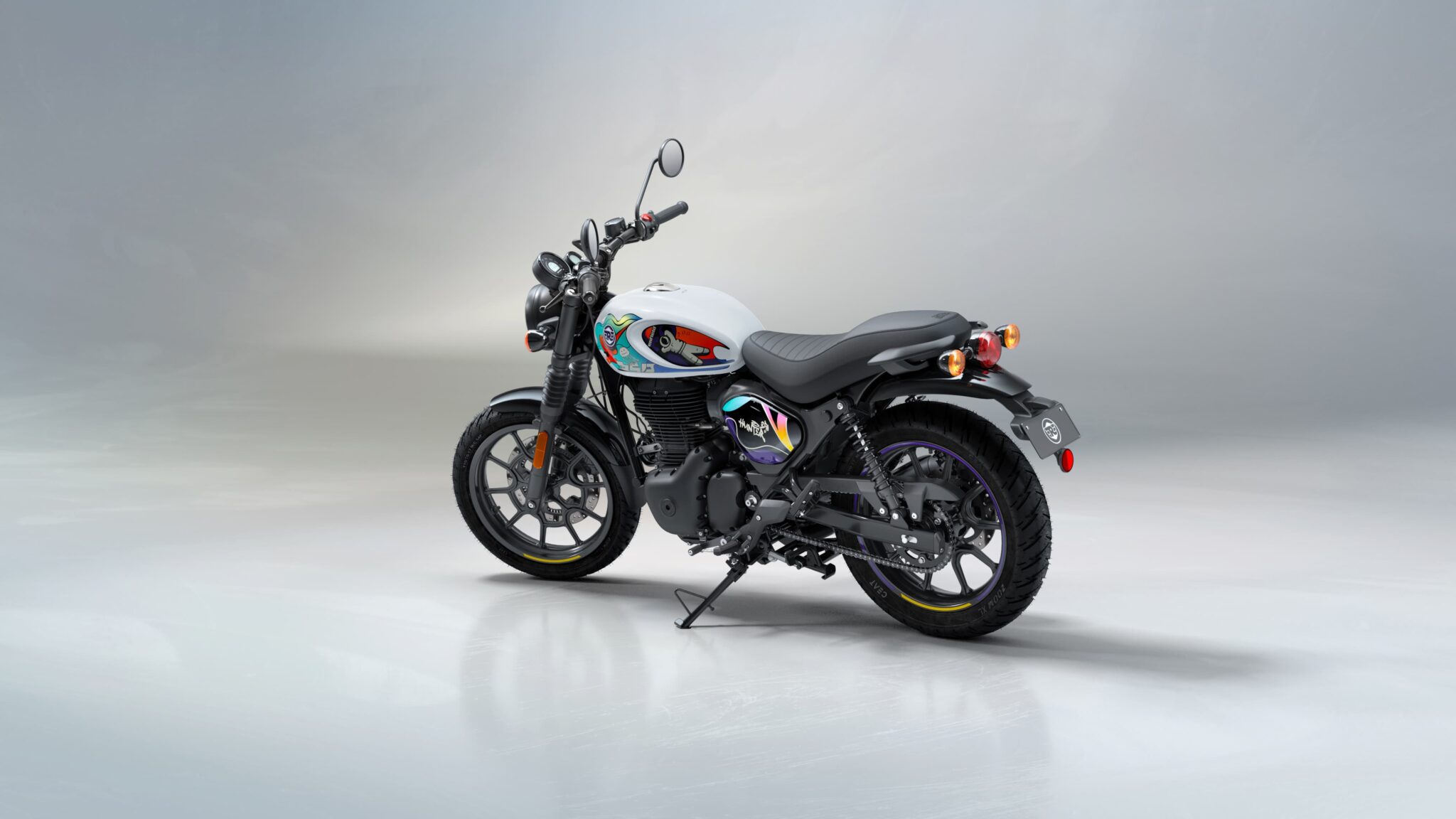 2026 Royal Enfield Hunter 350 Mumbai Yellow & Moonshot White Colors ...